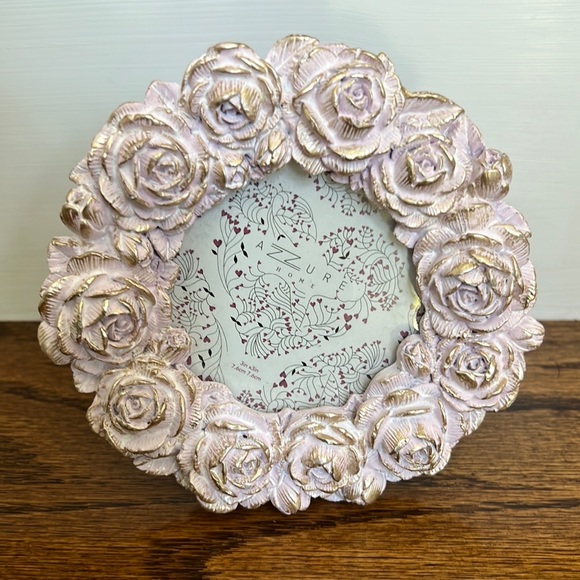 Azzure Home | Accents | Pale Pink Lavender Gold Roses Round Photo Frame ...